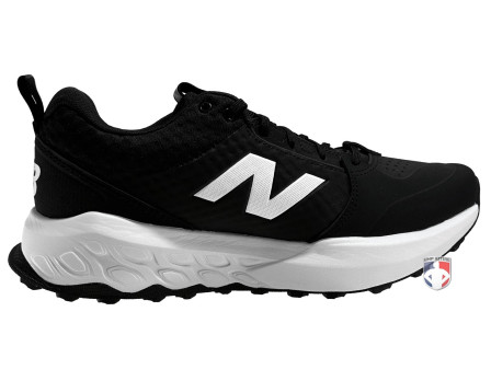 New Balance V4 Black & White Low-Cut Umpire Base Shoes | Ump Attire